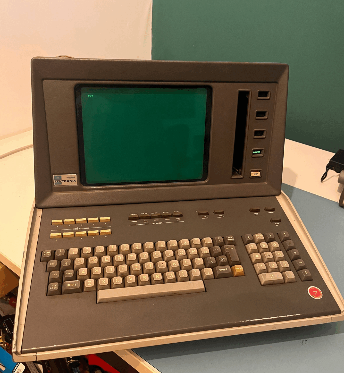 A vector graphics workstation from the 70s - jaeblog jaeblog